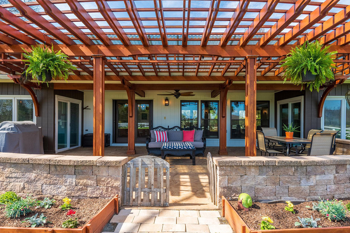 On the Market: An Idyllic, Rustic Ranch House in Waterford