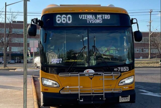 Fairfax Connector Buses to be Free for 12 and Under