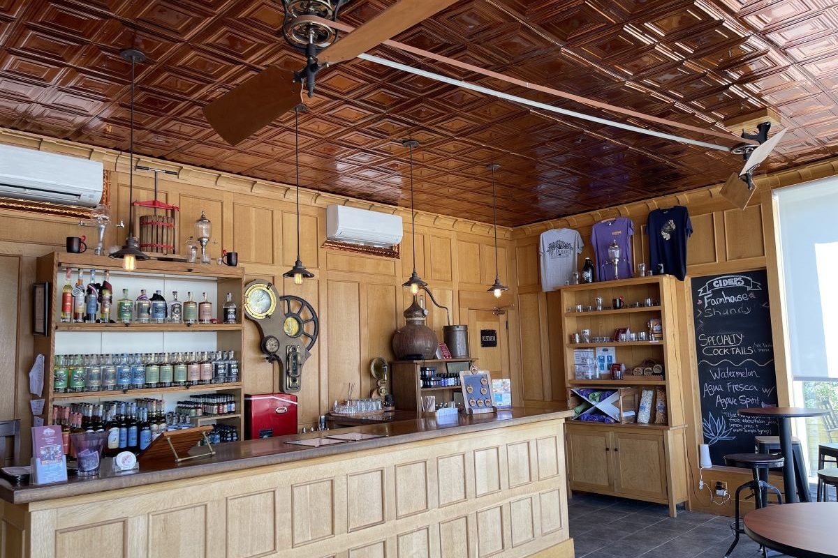 Middleburg: Your Guide to Shopping and Dining