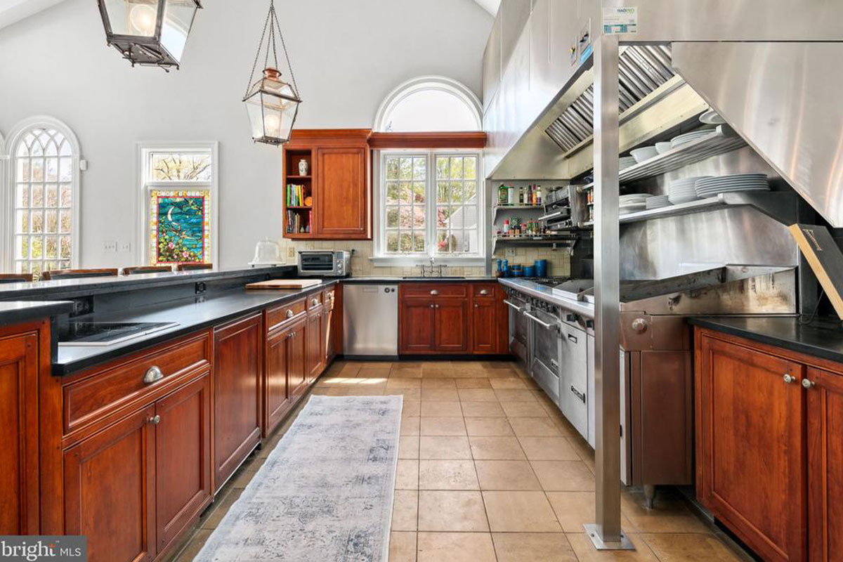 4134 40th St. is a Colonial Style Home for Sale in Arlington