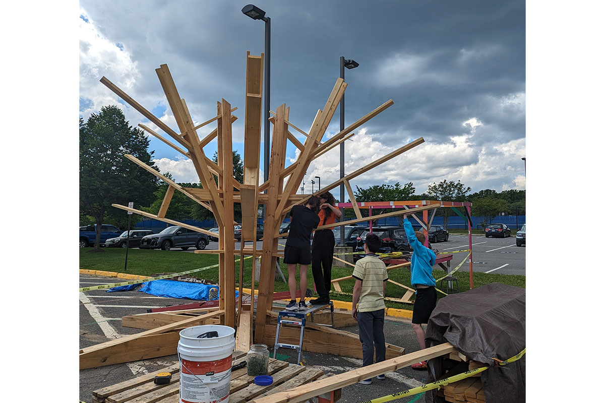 South Lakes STEAM Team Unveils New Sculpture