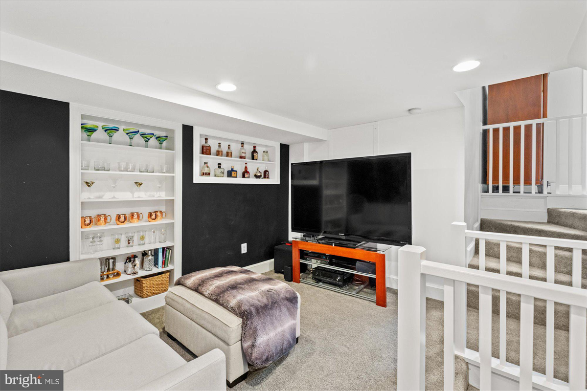 3113 Russell Rd., Alexandria is a Colonial Home Listed for $1.65M