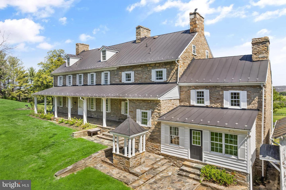 42274 Chestnut Hill Ln. Exudes Historic Charm