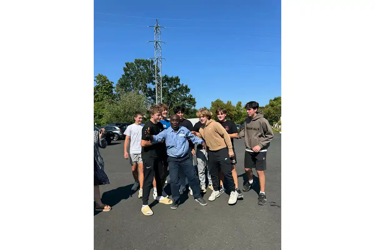 Custodian Receives Dream Gift from Virginia Students