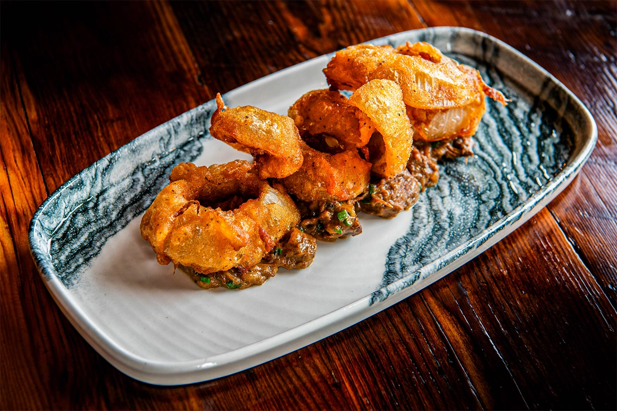 Review: Vienna's Evelyn Rose Is Changing Things Up