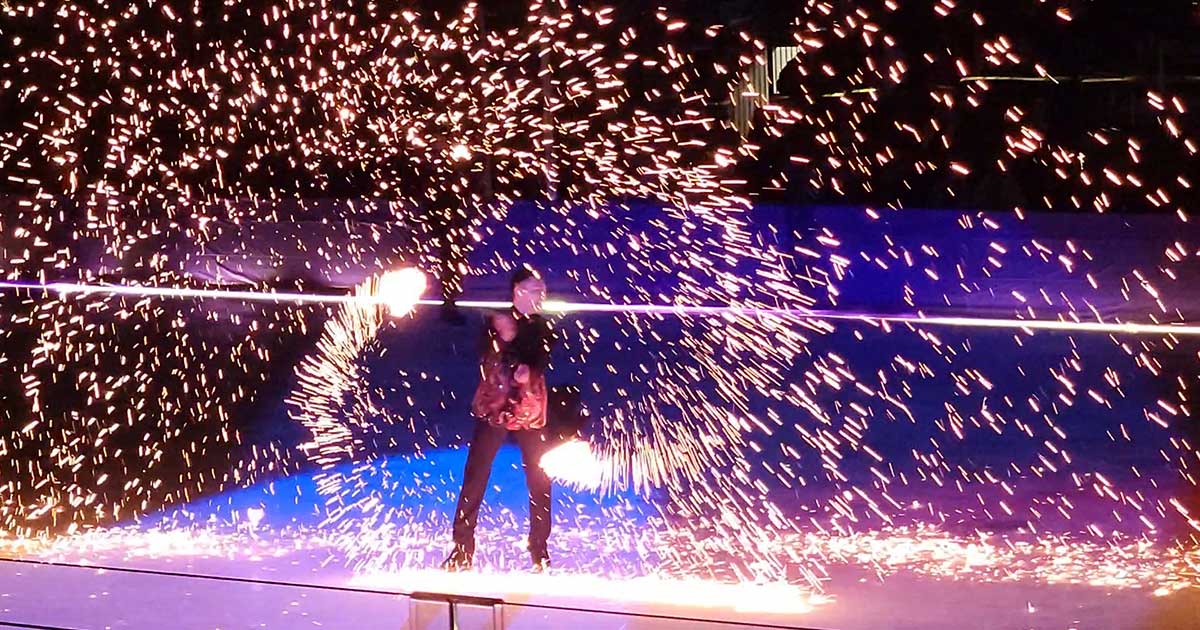 Ion Arena Electrifies Audience With 'Xtreme Ice World Premiere'