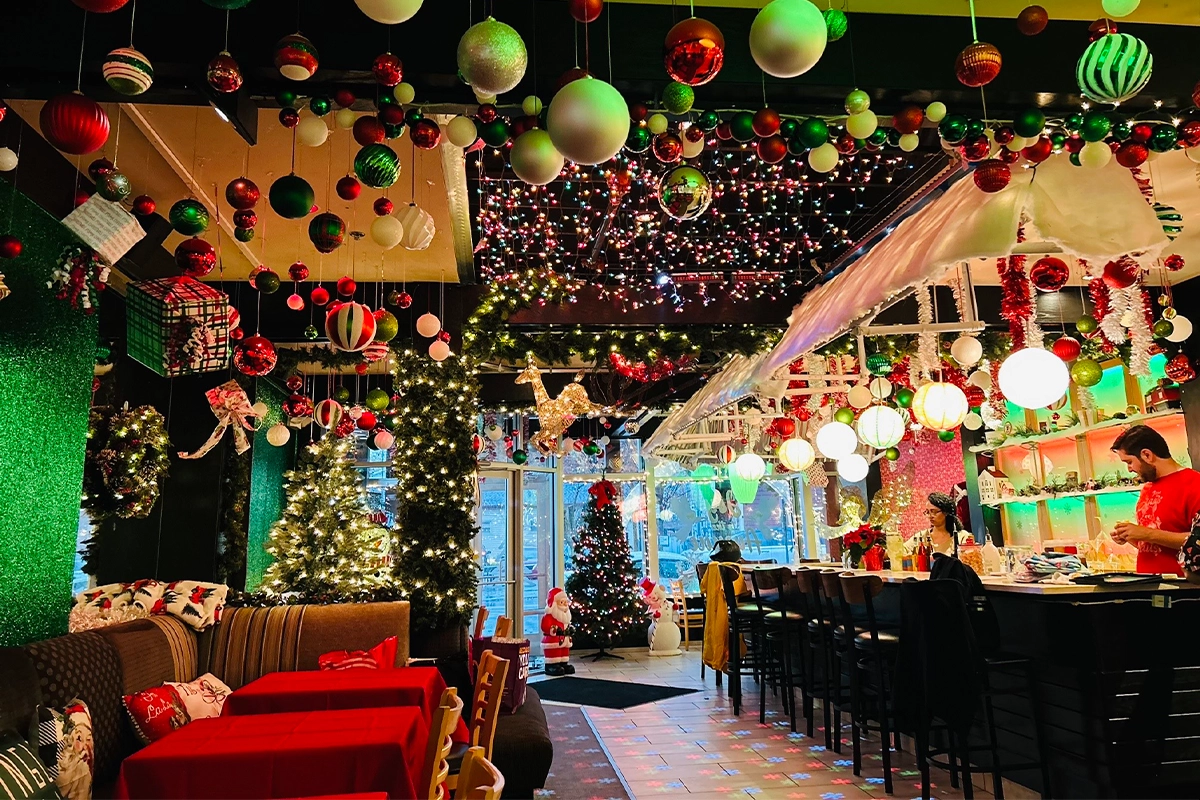 15 Must-See Holiday Pop-Up Bars This Season