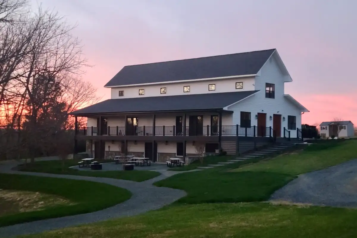 Black Oak Café Opens at Cana Vineyards in Middleburg