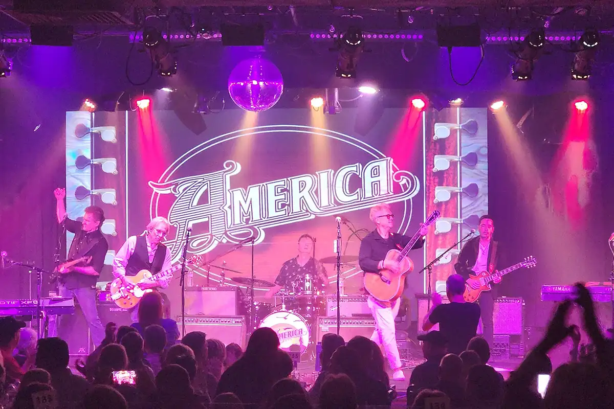 Get Dinner and a Show at These Spots in Northern Virginia and DC