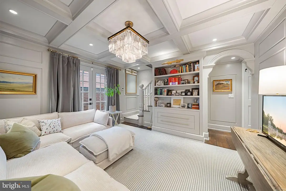 109 Duke St. Is a Renovated Townhouse for Sale in Alexandria