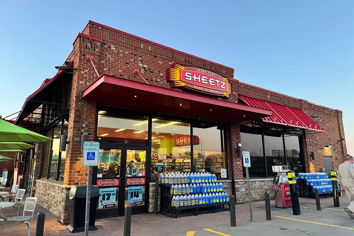 Convenience Stores Celebrate First Responders During 24/7 Day