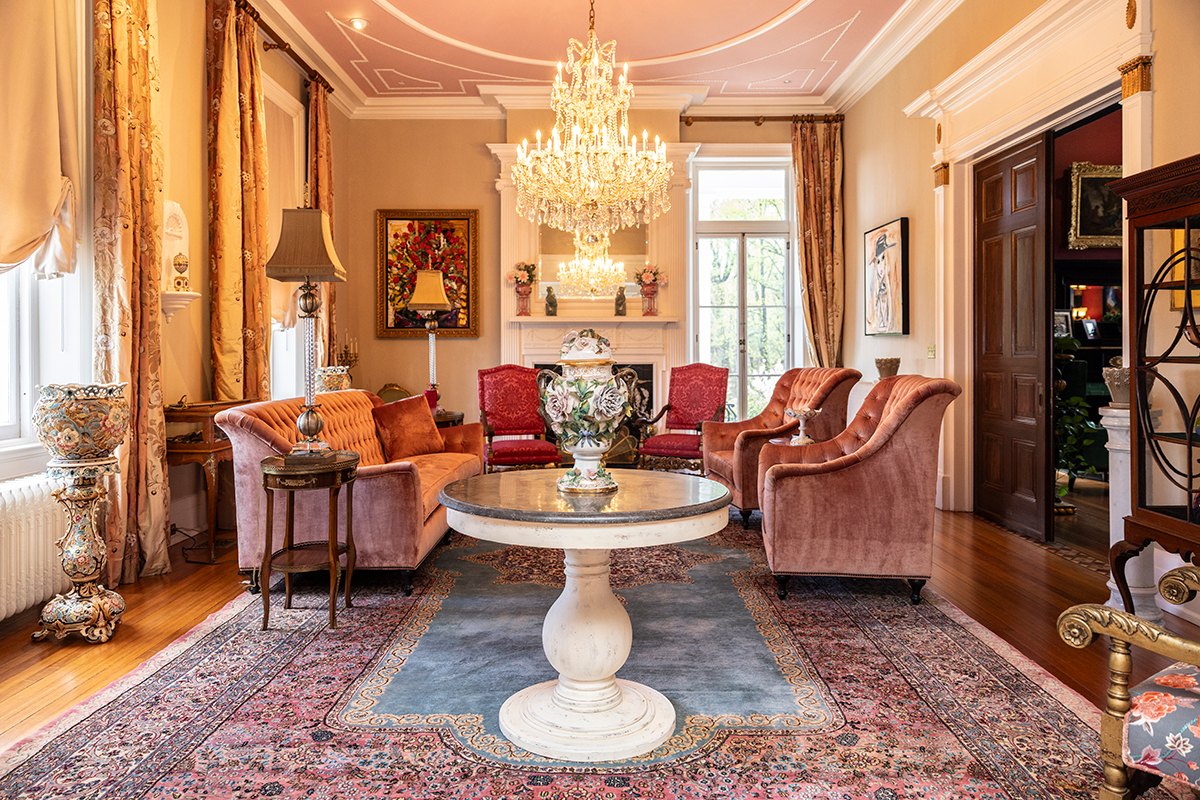 How One Loudoun County Family Restored Selma Mansion to Its Original Glory