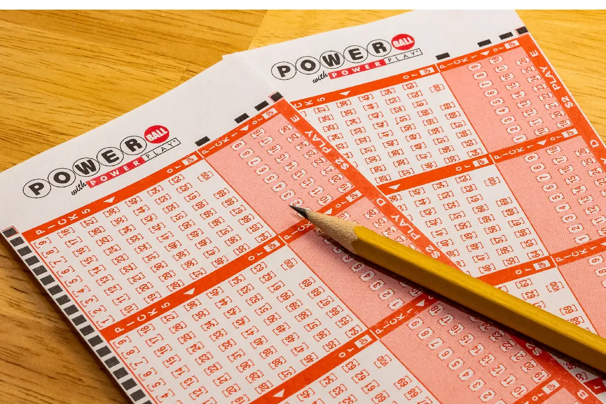 Powerball Jackpot Is Third Largest in U.S. Lottery History