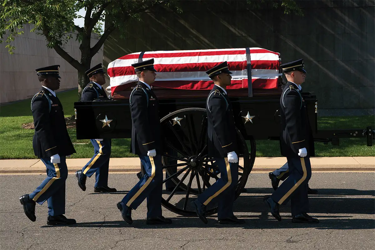 U.S. Army's Old Guard Resumes Tradition Honoring Fallen Heroes